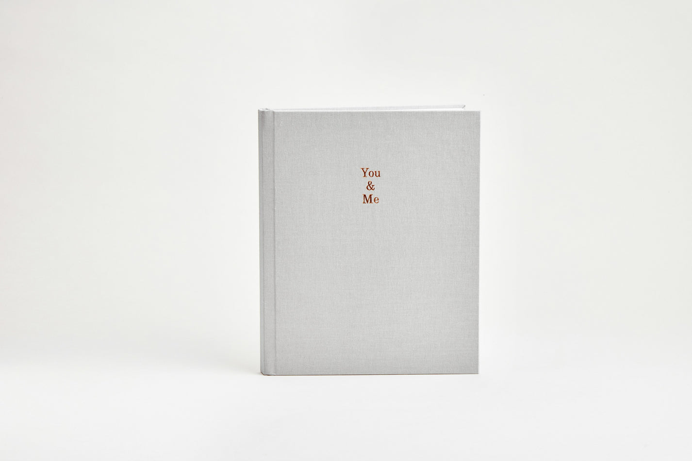 Layflat Wedding Album | Custom Foil-stamped Linen Photo Album | Social ...