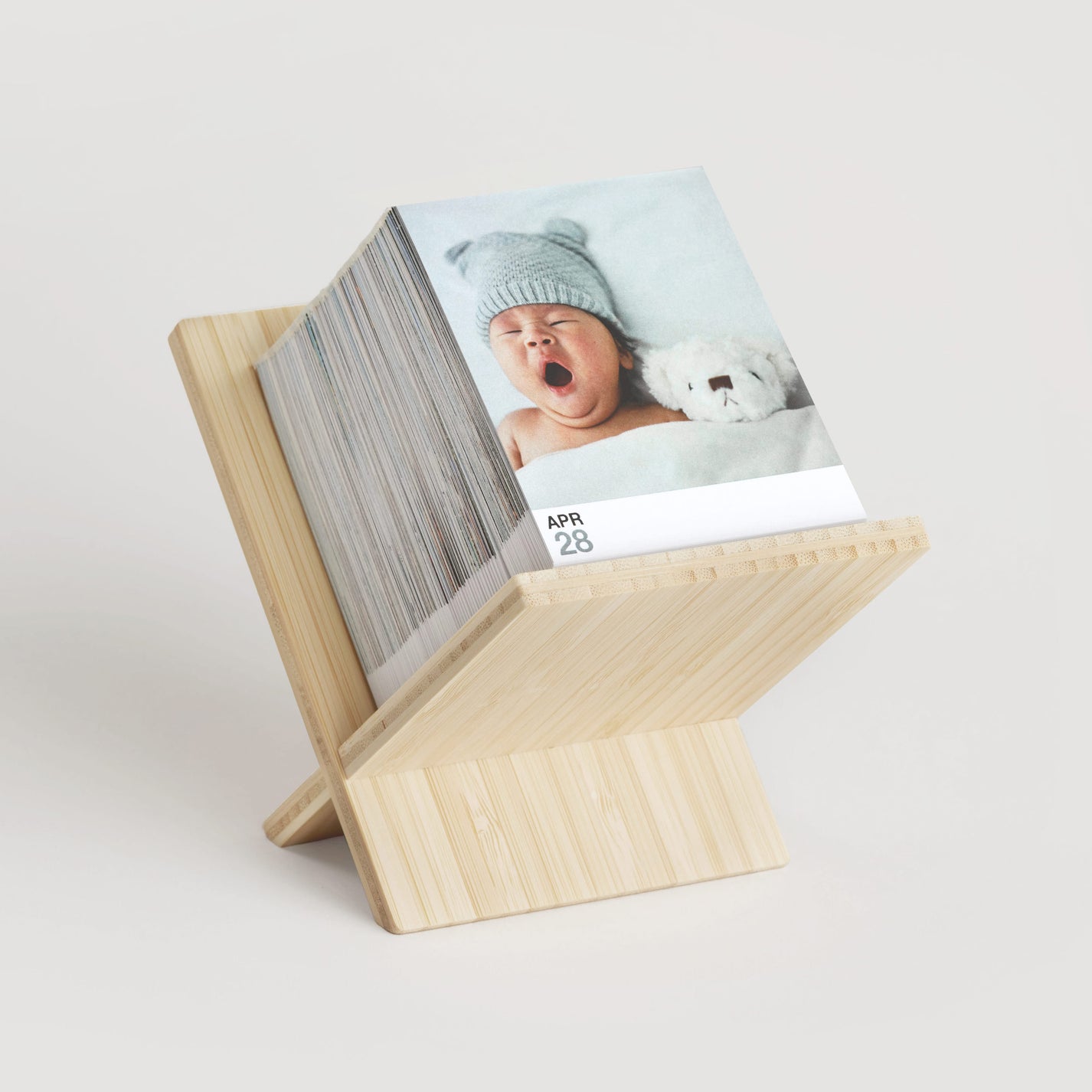 Daily Calendar | Custom Photo-A-Day Calendar with 365 Photos | Social ...