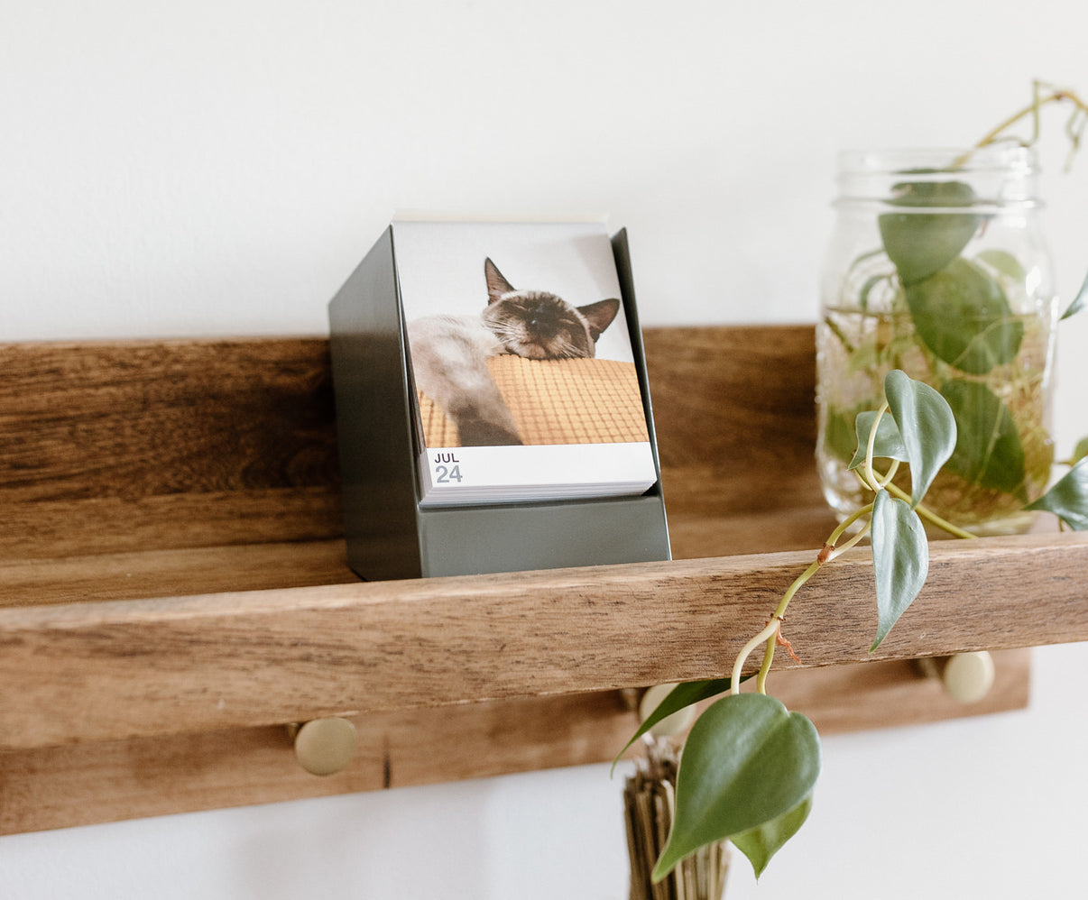 Signature Stand | Desktop Photo Display | Social Print Studio