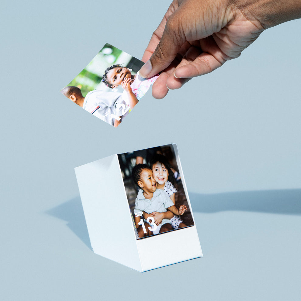 Signature Stand | Desktop Photo Display | Social Print Studio